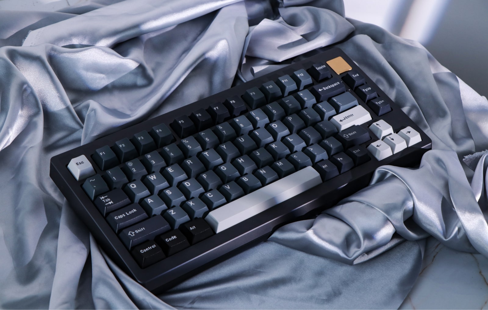 KiiBoom 81 Aluminum QMK Barebones Kit – KiiBOOM